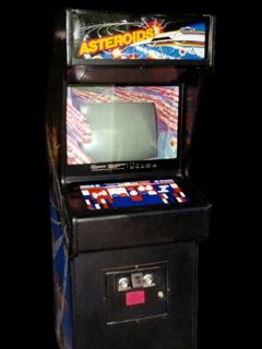 Coinop.org /// Asteroids (1980) (アステロイド)